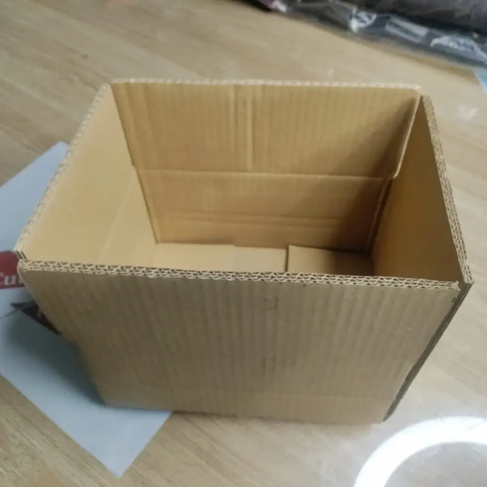medium Carton Box (Packaging Material) - buy online products in Wholesale
